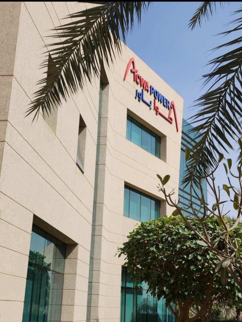 ACWA Power remporte les projets solaires Noor Midelt II et III (800 MW ...